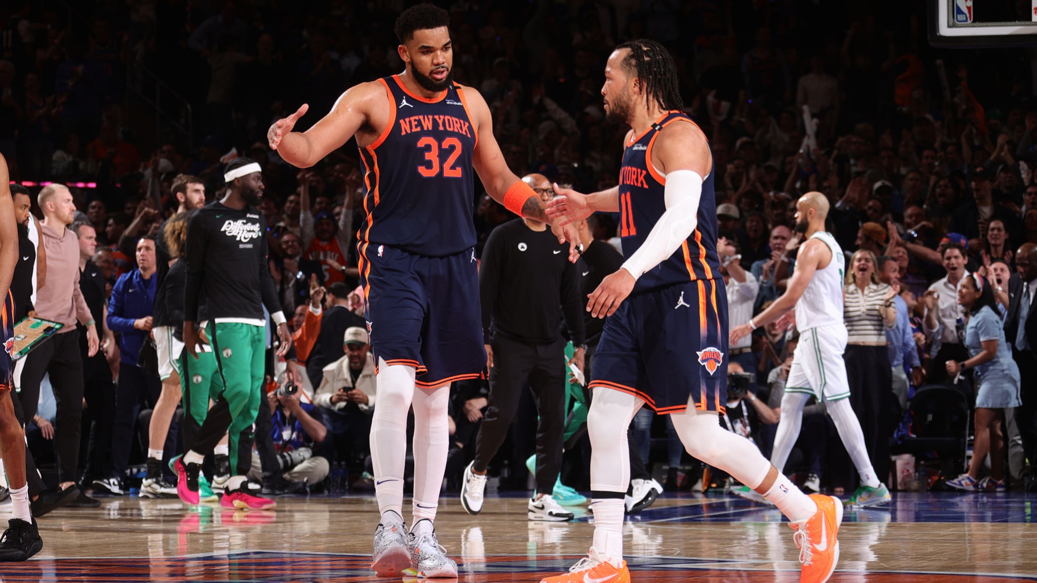 LeBron Hyped by Fans as Luka, Lakers Beat Dillon Brooks, Rockets amid Playoff Picture