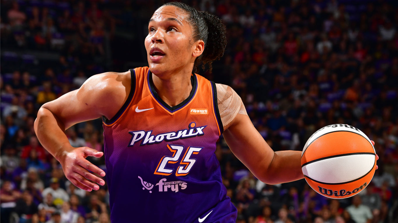 Caitlin Clark, Angel Reese Top WNBA 1st Half Merchandise Sales; 500% ...