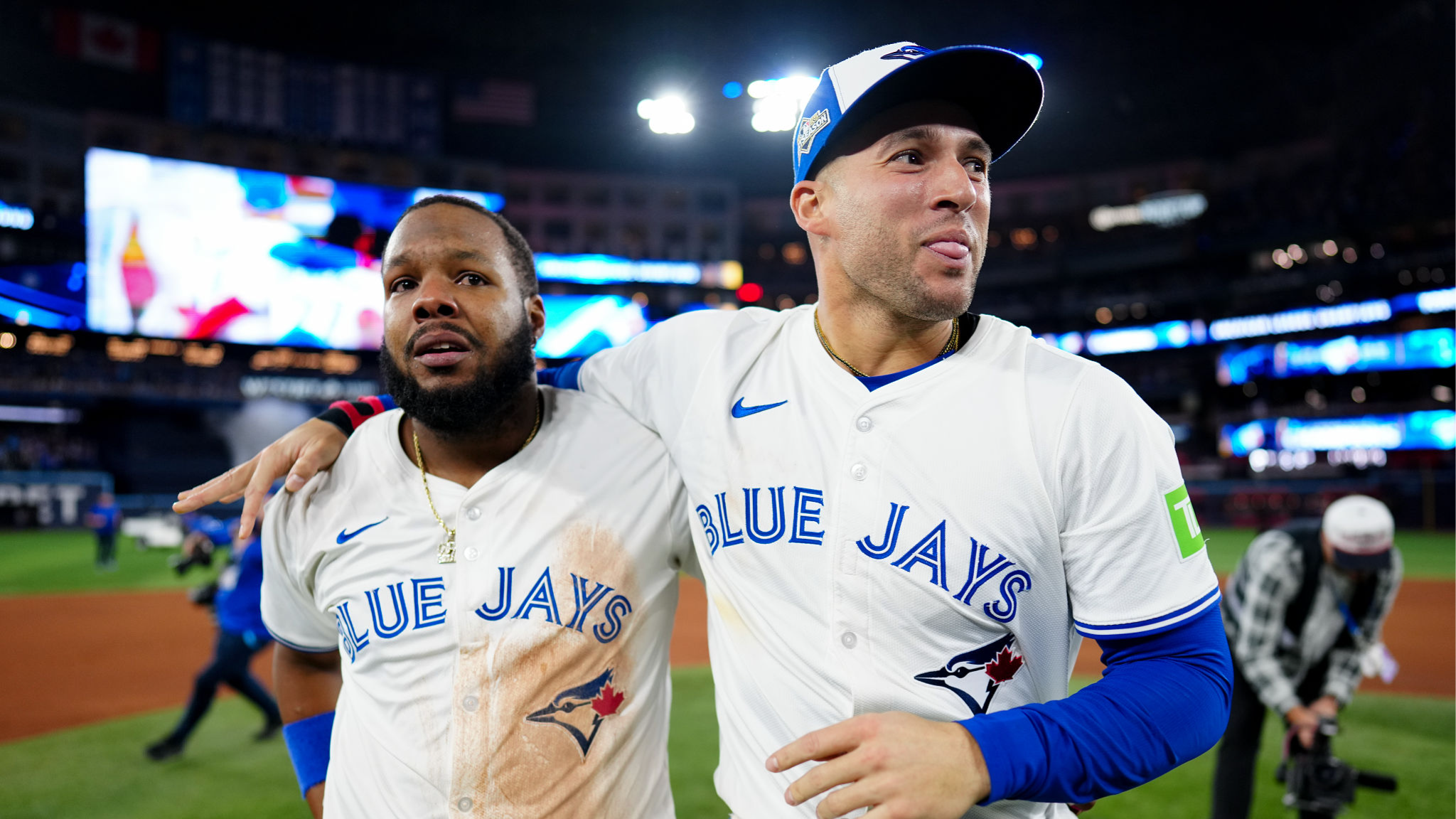 Vlad Jr., Blue Jays Troll Yankees with David Ortiz Meme, Frank Sinatra ...