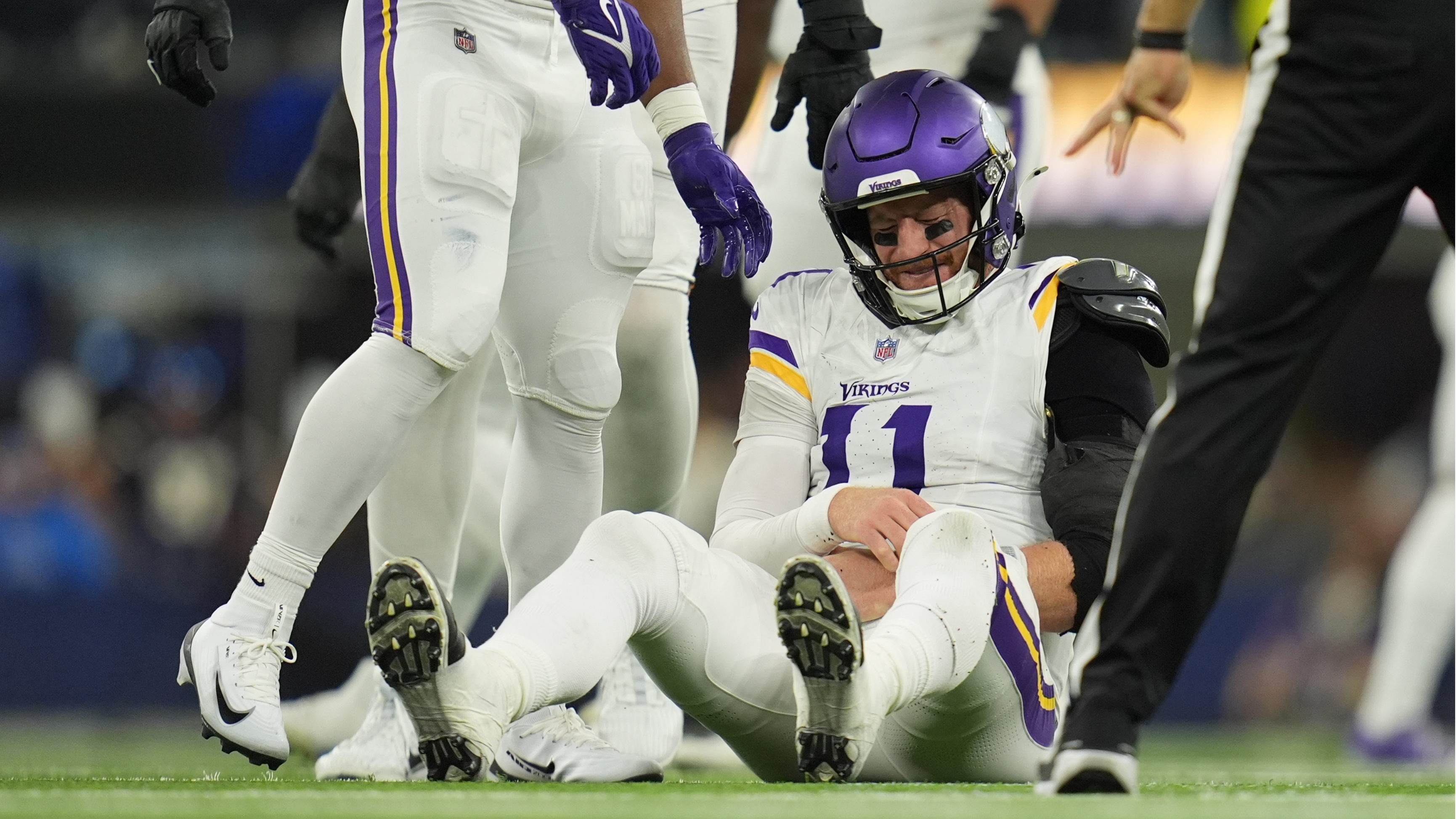 Oleksandr Usyk Beats Tyson Fury, Retains Heavyweight Titles After ...