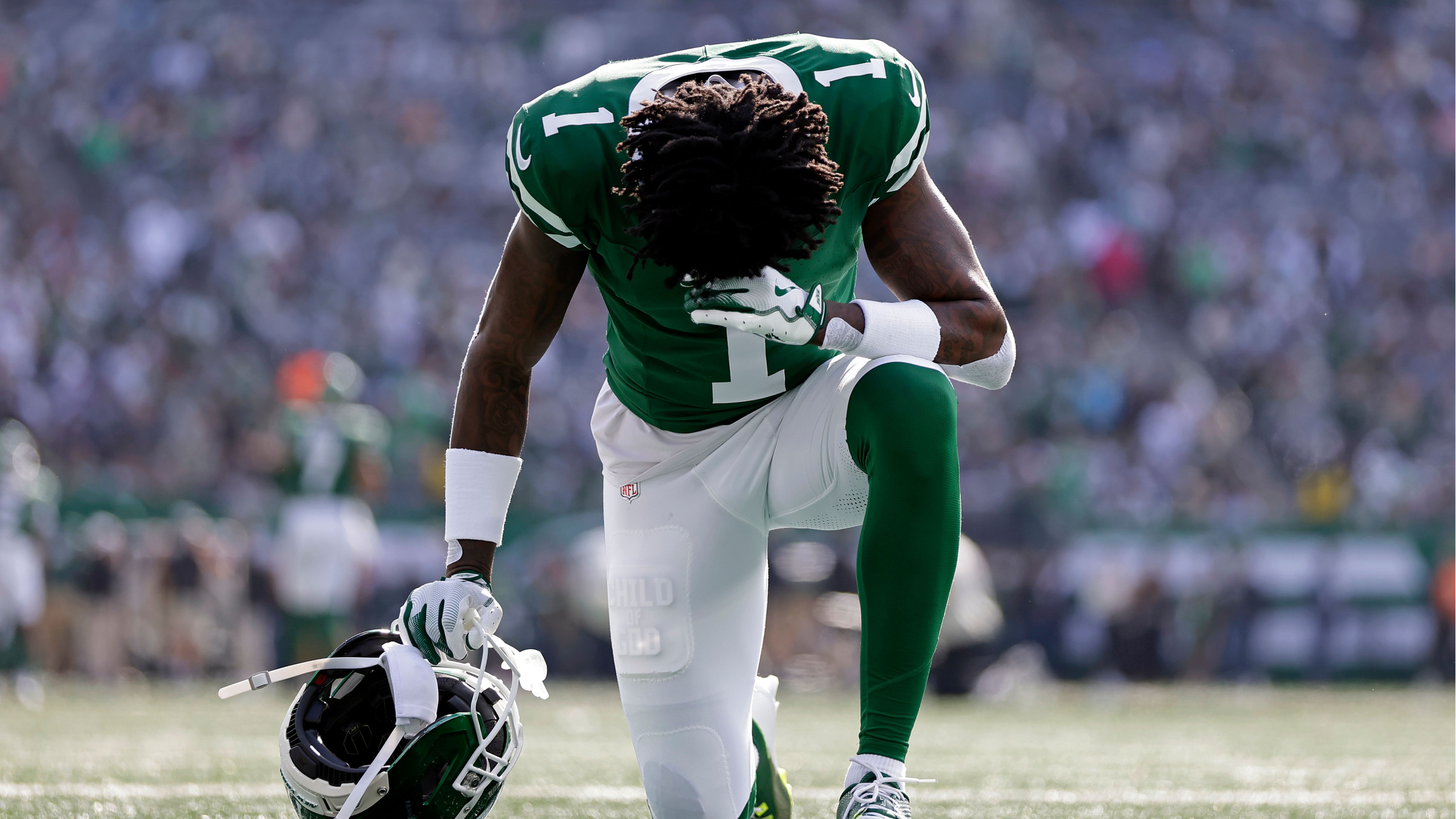 Lamar Jackson Wins 2023-24 NFL MVP Award over Christian McCaffrey, Brock Purdy, More