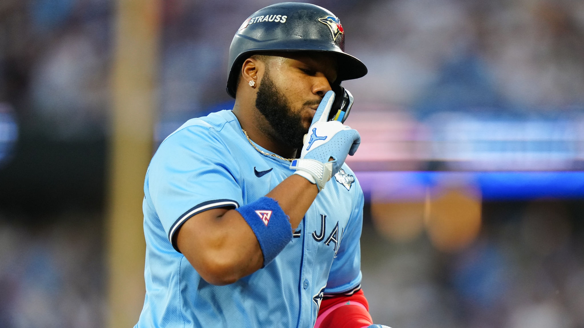 Springer, Blue Jays Win Game 7 vs. Mariners, MLB Fans Hype 1st World Series Since 1993