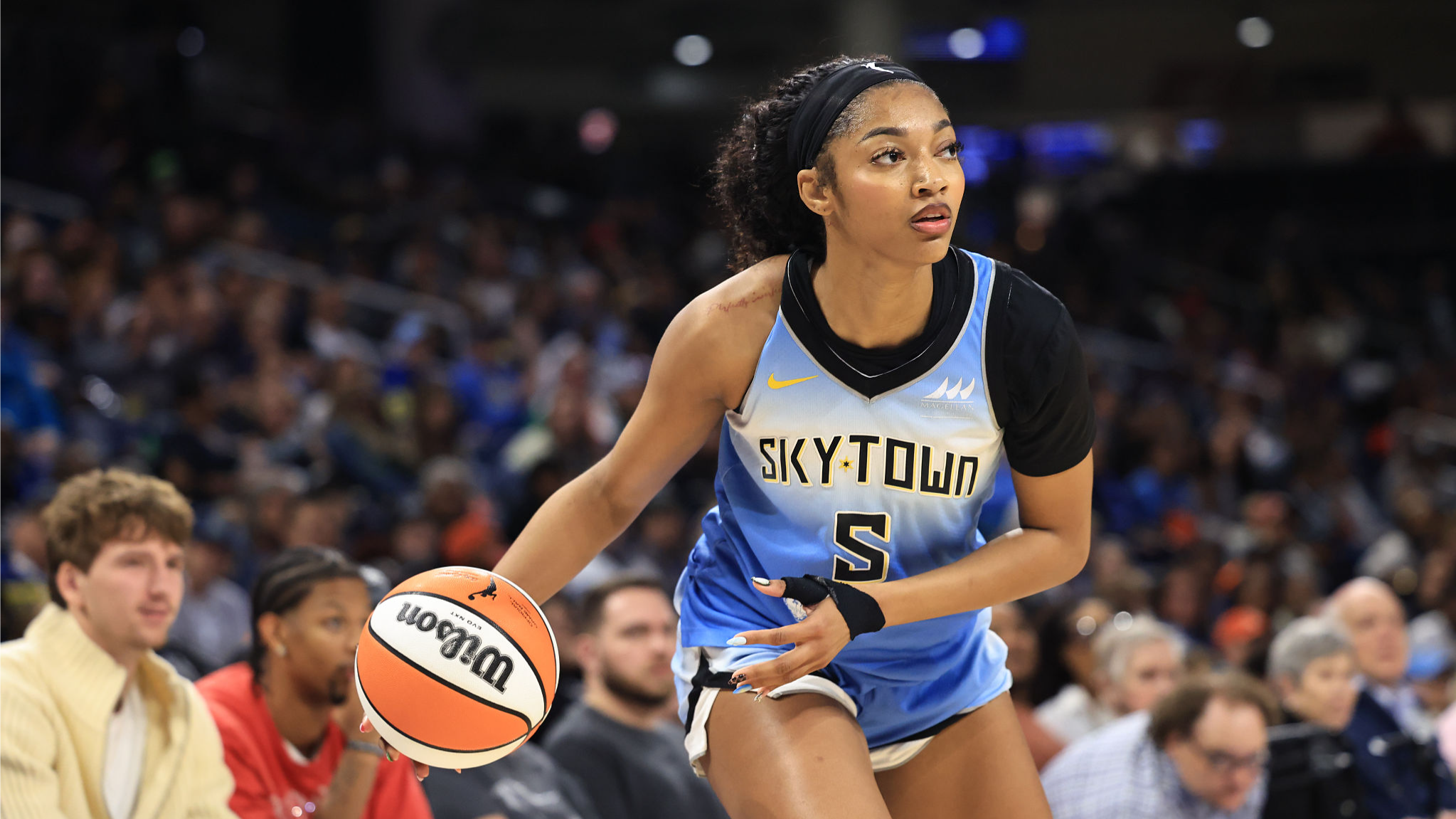 WNBA, WNBPA Extend CBA Through Jan. 9 Ahead of Deadline, Negotiations ...