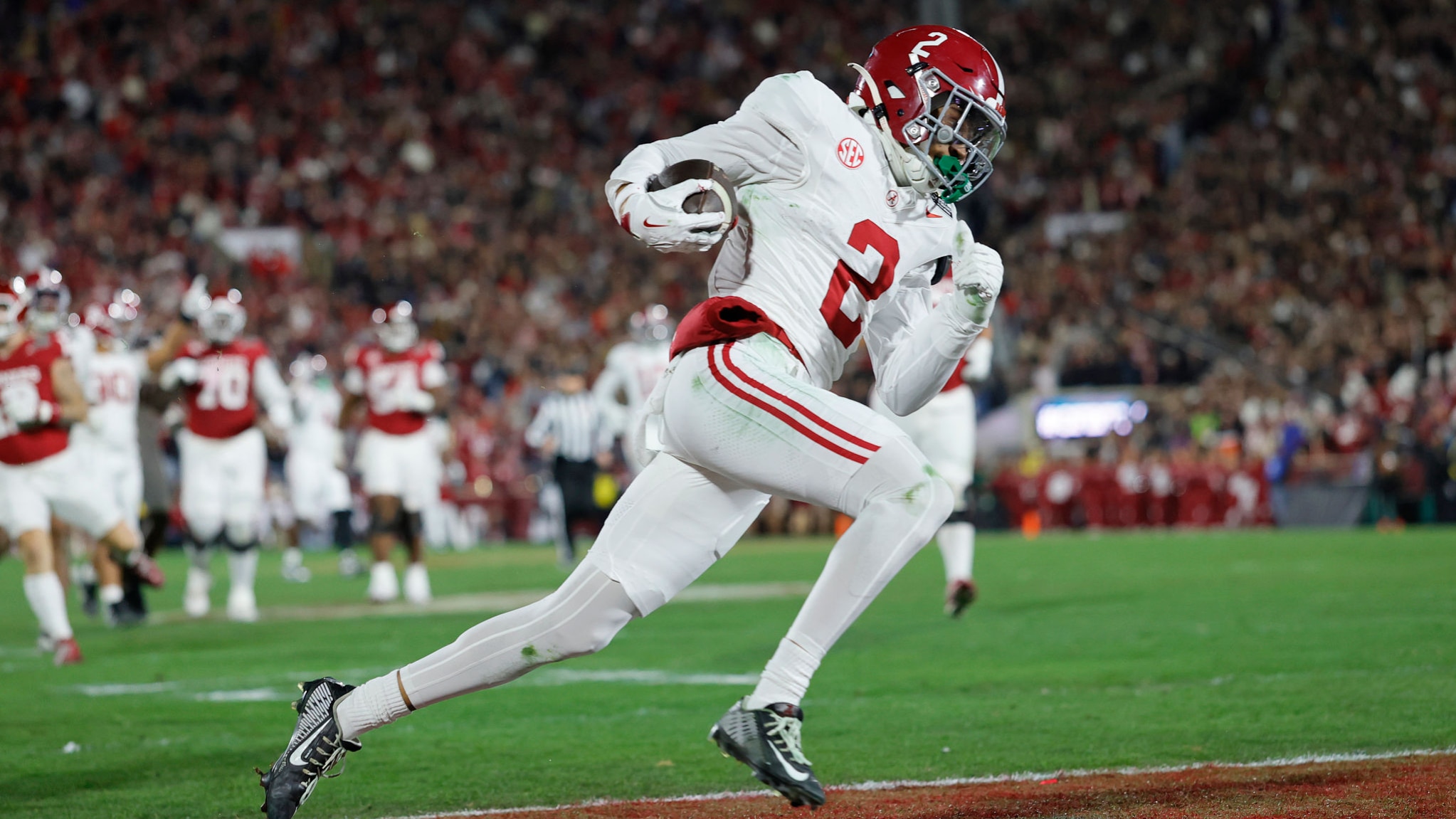 Alabama Thrills Fans with Comeback Win vs. OU in CFP Bracket to Clinch ...