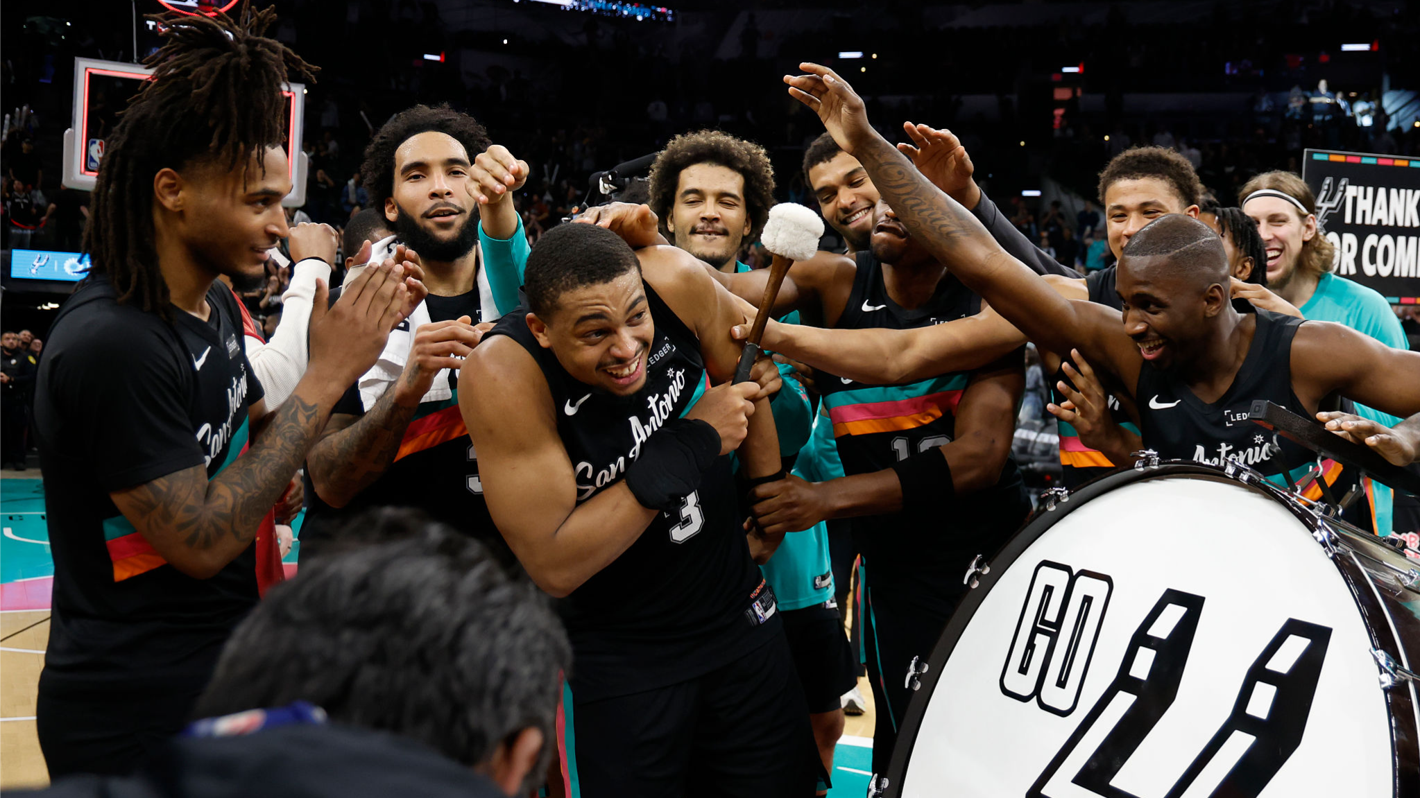 San Antonio Spurs | San Antonio Spurs News, Scores, Highlights, Stats ...