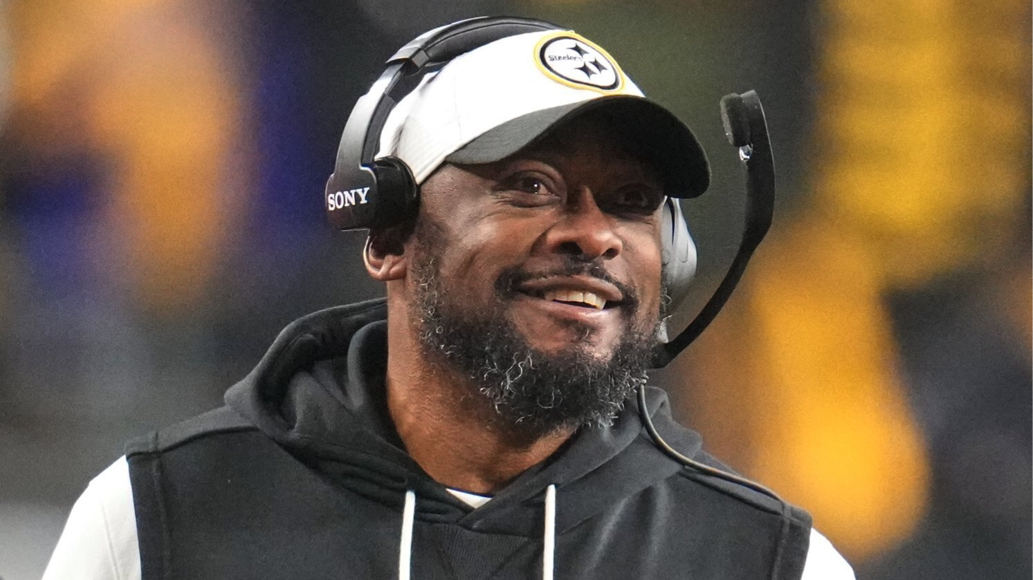 Packers Reveal Leather Helmet Style Guardian Cap for Romeo Doubs in Photo